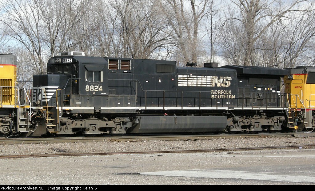 NS 8824